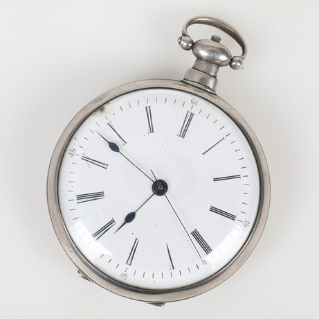 A silver pocket watch, duplex, late 17th/early 19th century. Clocks ...