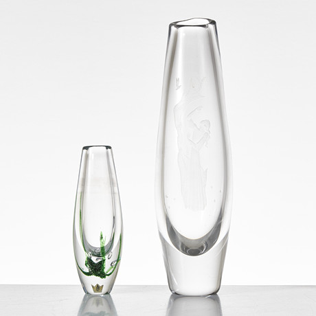 Two vases, Vicke Lindstrand Kosta and Sven Palmqvist Orrefors. Glass ...