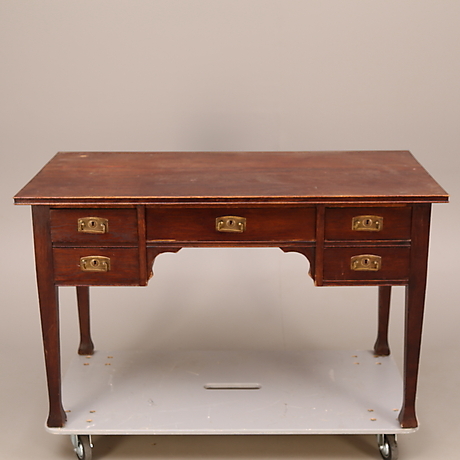 DESK, dark stained oak, five drawers, 1900s. Furniture - Tables - Auctionet