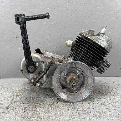 A JB, 128cc engine, 1950s. Vehicles, Boats & Parts - Motorcycle parts ...