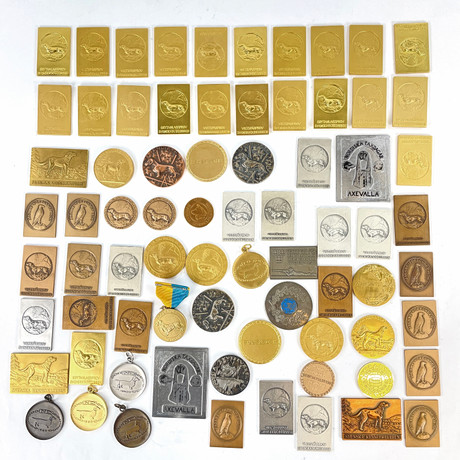 PLAQUES, lot, mostly dog related, various metals. Silver & Metals ...