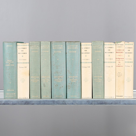 ARNOLD TOYNBEE. A Study of History, 11 Volumes, 1935. Books, Maps ...