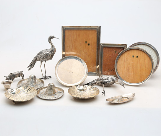 Various silver objects, 20th Century. Silver & Metals - Silver - Auctionet