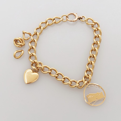 ARMBAND MED BERLOCKER, guld 18K, totalvikt 43,21 gram. Smycken ...