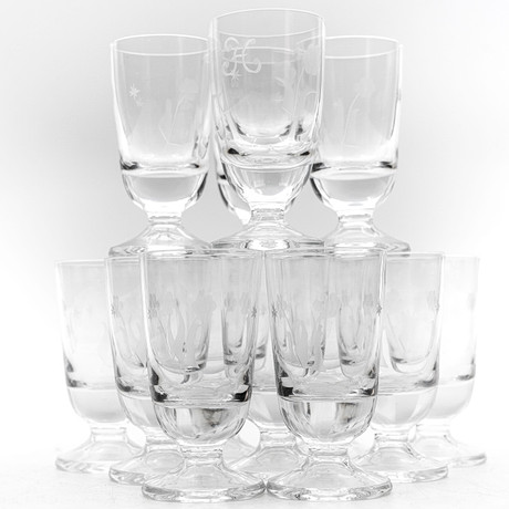 Snaps/Shotglas, Etsad dekor, 13 St. Glas - Bruksglas - Auctionet