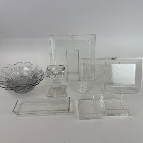 A COLLECTION COLLE CRYSTAL DESIGN GLASS SERVING DISHES. (QTY). Glass ...