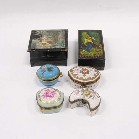 PORCELAIN BOXES AND LACQUER BOXES, SIX PIECES. Ceramics & Porcelain ...