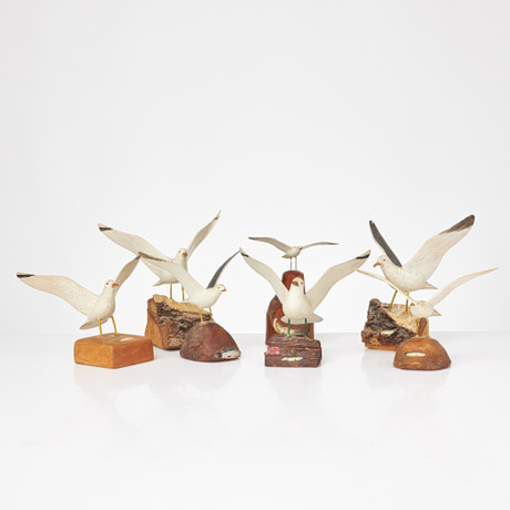 OIDENTIFIERAD SLÖJDARE. A set of seven birds depicting seagulls, all ...
