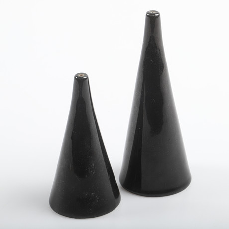 STIG LINDBERG. A salt and pepper shaker, “Colorado”, Gustavsberg, 1950s ...