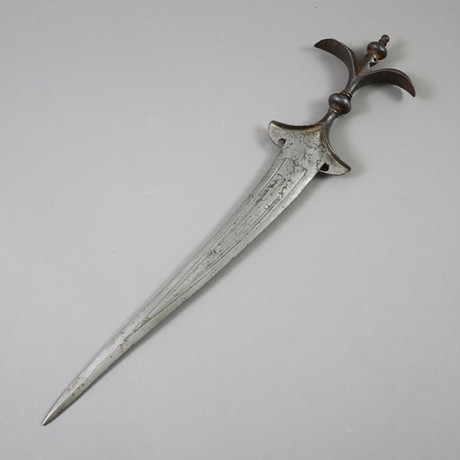 CHILANUM - India, solid steel dagger. Weapons & Militaria - Edged ...