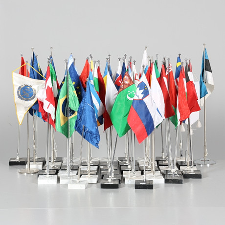 TABLE FLAGS 47 pieces. Miscellaneous - Miscellaneous - Auctionet
