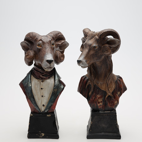 SKULPTURER 2 st byster av bockar, samtida. Konst - Skulptur - Auctionet
