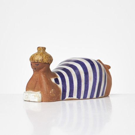 LISA LARSON. Figurin, "Beata", figurin, glaserat stengods, ur serien ...