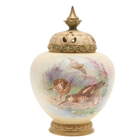 AN ALEXANDRA AUSTRIAN PORCELAIN POT POURI JAR AND COVER. Ceramics ...