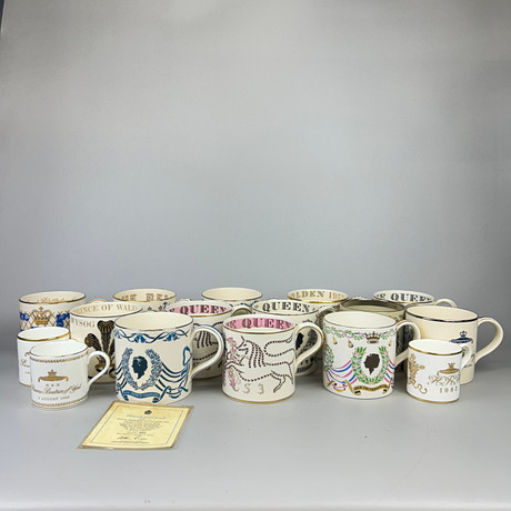 GROUP OF WEDGWOOD MUGS BY RICHARD GUYATT. Ceramics & Porcelain ...