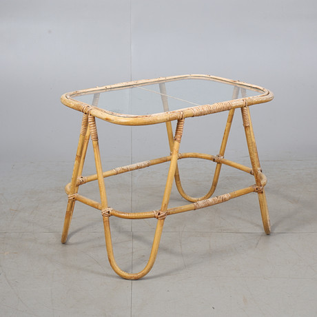 BORD, bambu & rotting, med glas, 1900-talets mitt. Möbler - Bord ...