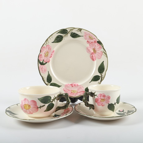 Coffee and tea set, 45 pieces, “Wild-Rose”, Villeroy & Boch. Ceramics ...