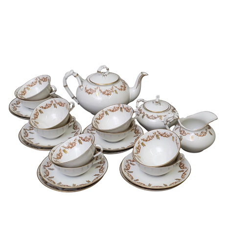 BIDASOA PORCELAIN TEA SET. WITH ELIZABETHAN AND VEGETABLE STYLE ...