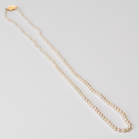 NECKLACE, pearls, clasp gold 18K, JKA, Swedish import stamps. Jewellery ...