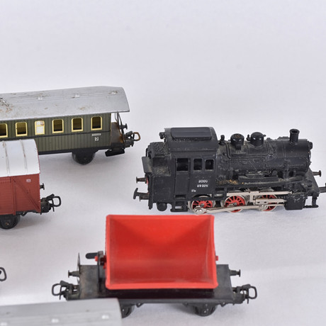 MÄRKLIN. model locomotive, 89028 with 5 carriages. Toys - Model ...