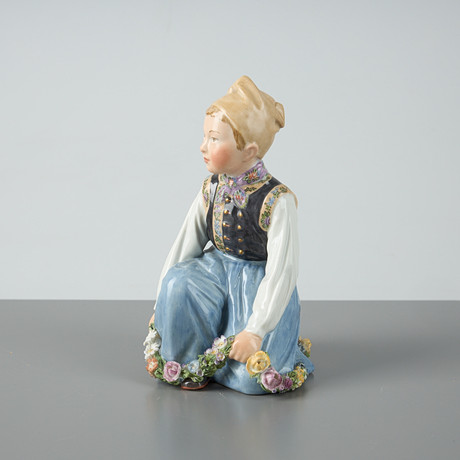 CARL MARTIN-HANSEN. Figurin, "Amager", Royal Copenhagen, Danmark ...