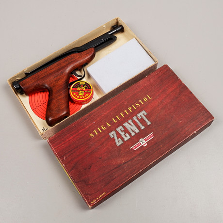 Air pistol, Stiga Zenit, 1950s/60s. Weapons & Militaria - Airguns ...