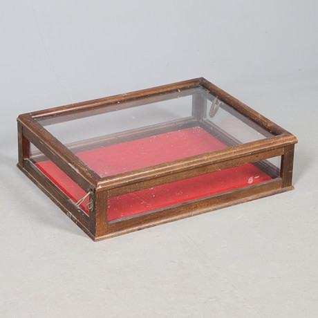 A TABLE TOP GLAZED DISPLAY CASE. Furniture - Cupboards, Cabinets ...