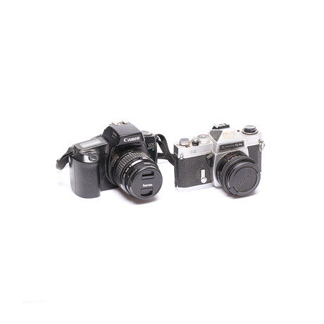 CAMERAS, 2pcs, Chinon CX and Canon Eos 1000F. Photo, Cameras & Lenses ...