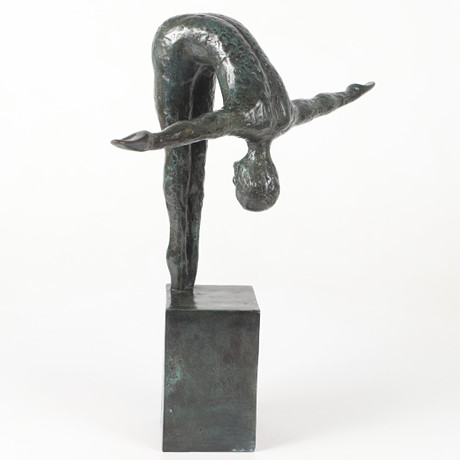 A GREEN-PATINATED BRONZE SWIMMING JUMPER SCULPTURE, Art People Gallery ...