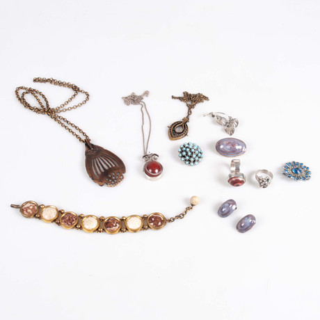 SMYCKEN. Bl.a KE Palmberg, Alton. Ringar, armband, collier mm. 11 delar ...