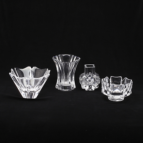 LOTE DE OBJETOS DE Lote , 4 partes, Lars Hellsten, Orrefors y Bengt ...