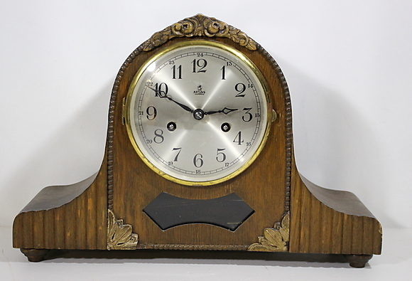 TABLE PENDULUM, oak, Atlas. Clocks & Watches - Mantel clocks - Auctionet
