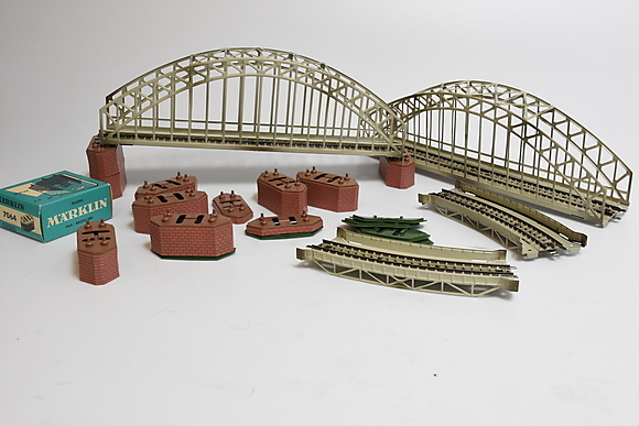 MÄRKLIN, bridges, bridge piers. Toys - Auctionet