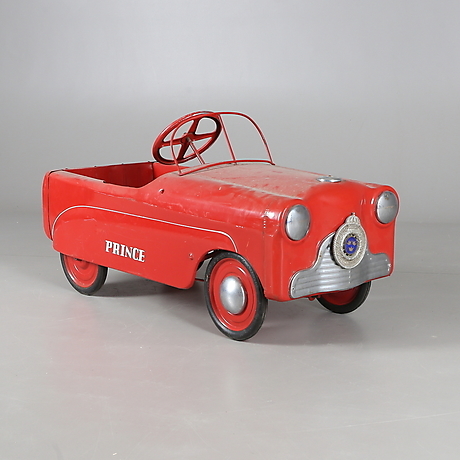 PEDAL CAR, Triang, painted red, labeled Prince, 1950-s. Toys - Auctionet