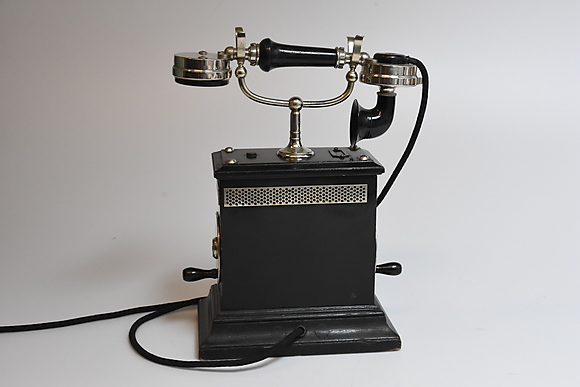 DESK PHONE manufactured 12/9 1910 Royal Telegraph Agency. Miscellaneous ...