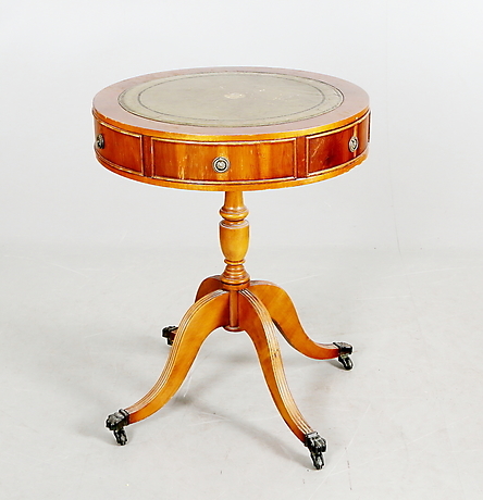 CAROUSEL TABLE. Furniture - Tables - Auctionet