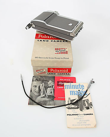 CAMERA, Polaroid Highlander Land Camera, Model 80, mid 20th century ...