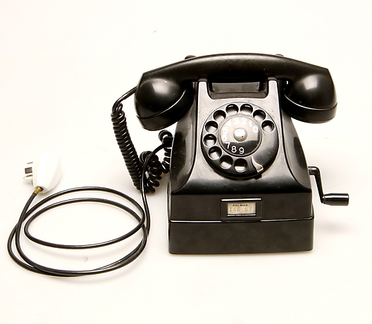 TELEPHONE, 1900s. Collectables - Technica & Nautica - Auctionet
