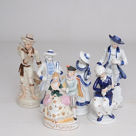 A Collection FIGURINES. Ceramics & Porcelain - European - Auctionet