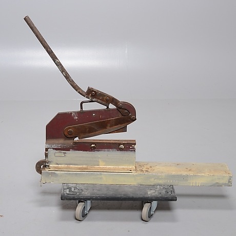 TIN SCISSORS, Bench model. Miscellaneous - Modern Tools - Auctionet