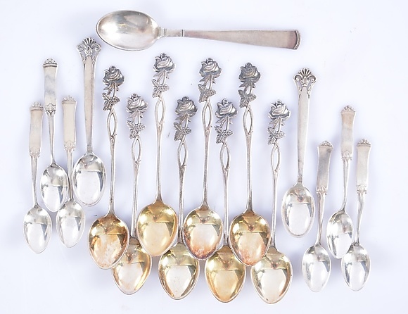SILVER OBJECTS, 17 pieces. Silver & Metals - Silver - Auctionet