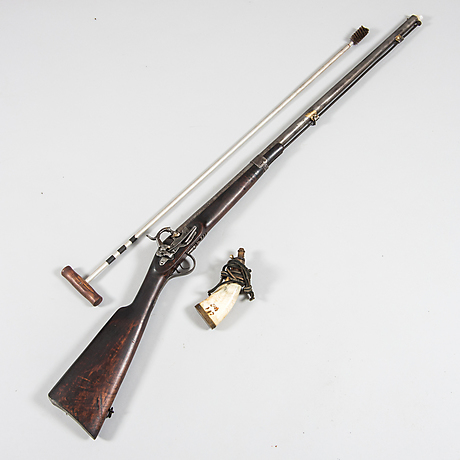 FLINT LOCK RIFLE, Spain ca 1780, converted to percussion ca 1820 ...