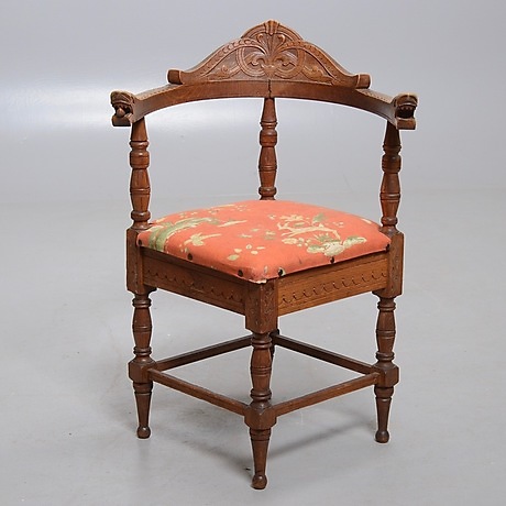KARMSTOL, Old Norse style. Furniture - Armchairs & Chairs - Auctionet