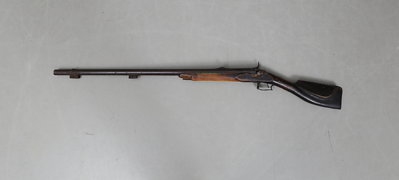 RIFLE, percussion lock. 1800s. Weapons & Militaria - Guns & Rifles ...