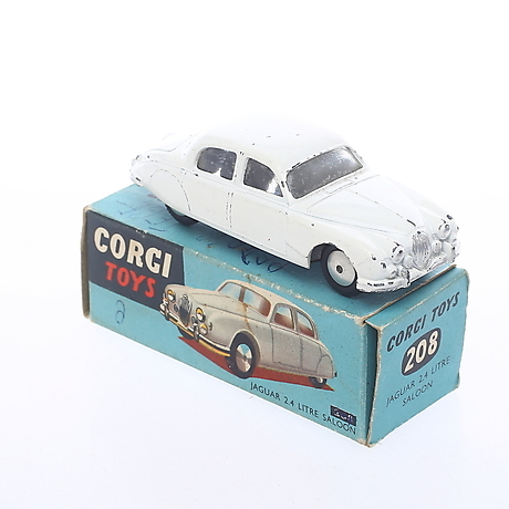 CORGI 208 Jaguar original box. Toys - Auctionet