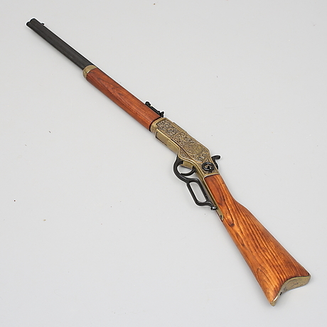 RIFLE, replica, Winchester. Weapons & Militaria - Guns & Rifles - Auctionet