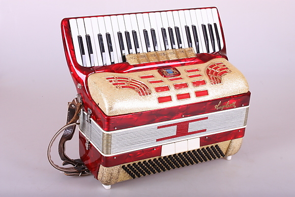 DRAG GAME, Hagström Diana, red/gold with bag. Collectables - Musical ...