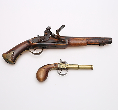 FLINT LOCK PISTOL AND COMBAT LOCK PISTOL, 2 pcs. Sweden, beginning and ...