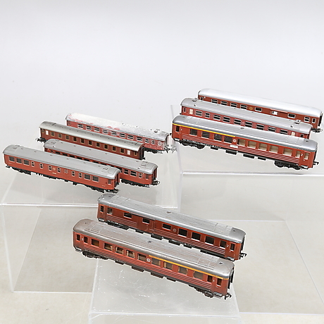 MODEL TRAIN Märklin and Fleischmann 9 carriages. Toys - Auctionet