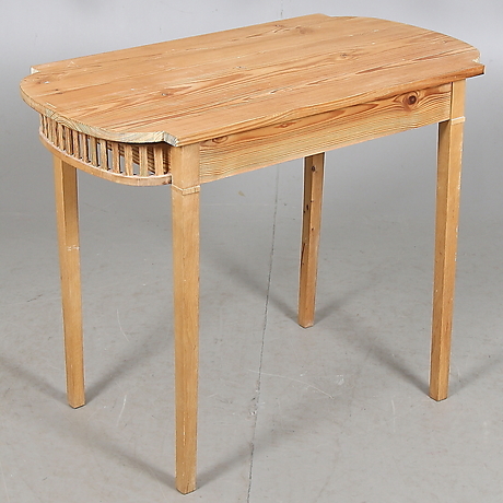 TABLE WITH GALLER EDGE, pine, Carl Larsson style, first part of the ...